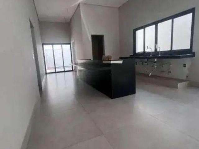 Casa com 3 quartos, 200 m² de terreno à venda em Interlagos