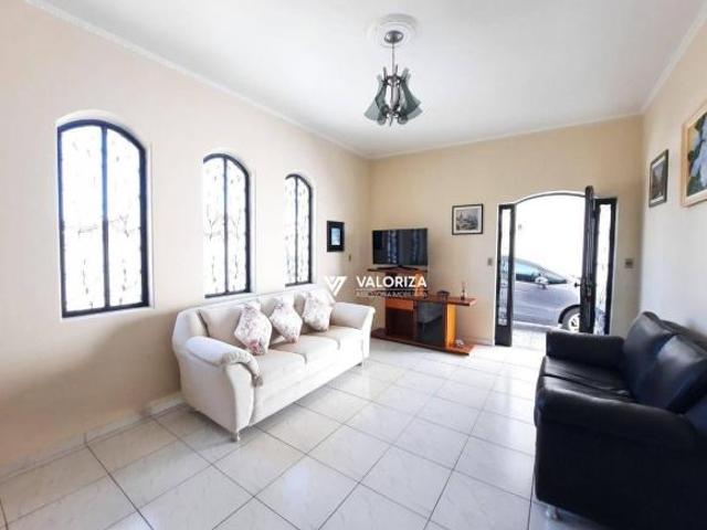 Casa com 3 quartos, 200 m² venda por R$ 1.500.000 ou aluguel por R$ 4.255/mês Jardim Archila V
