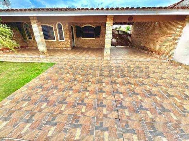 Casa com 3 quartos, 200m² de contrução a venda em Caraguatatuba, no bairro do Pontal de Santa Marina