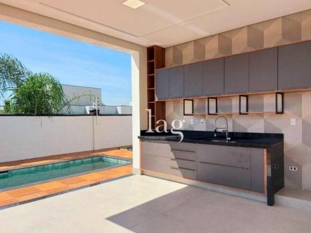 Casa com 3 quartos, 230 m² Alphaville Nova Esplanada Votorantim/SP