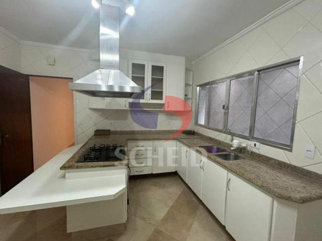 Casa com 3 quartos 2 vagas 1 suite à venda Vila Santa Catarina proximo a comercios da regiao