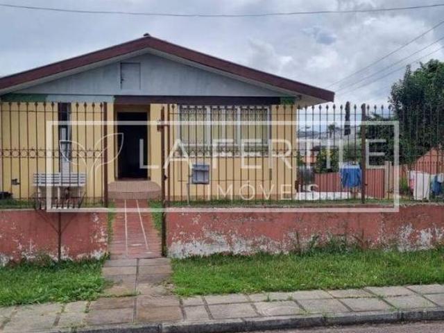Casa com 3 Quartos, 306M², à Venda por R$ 1.000.000,00 Novo Mundo, Curitiba Pr