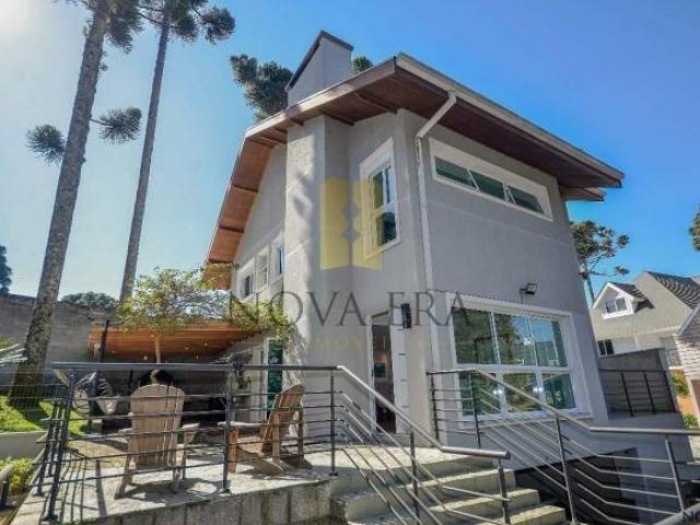 Casa com 3 quartos, 317 m² privativos, em Santa Felicidade/Cascatinha