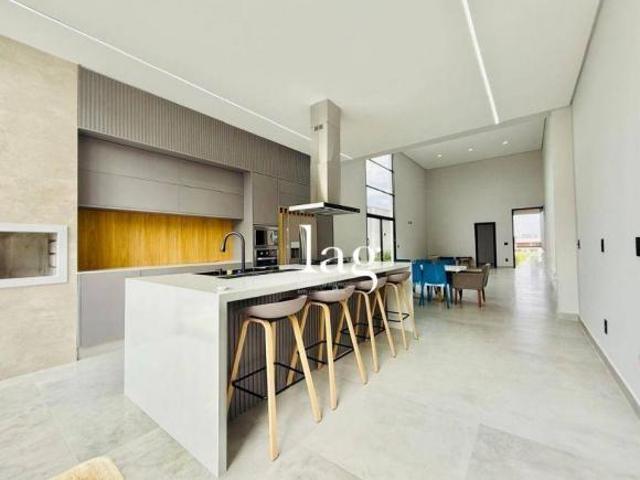 Casa com 3 quartos, 325 m² venda por R$ 2.500.000 ou aluguel por R$ 14.895/mês Condomínio Alphav