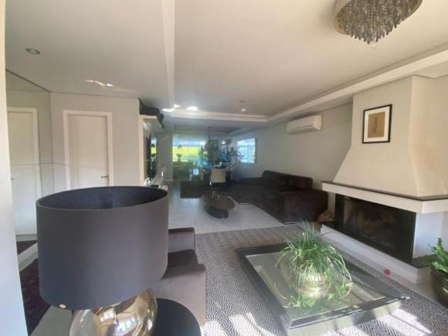 Casa com 3 quartos, 362m², à venda em Porto Alegre, Chácara das Pedras