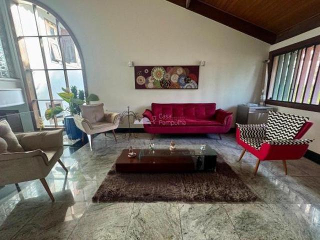 Casa com 3 Quartos, 420m² Bandeirantes