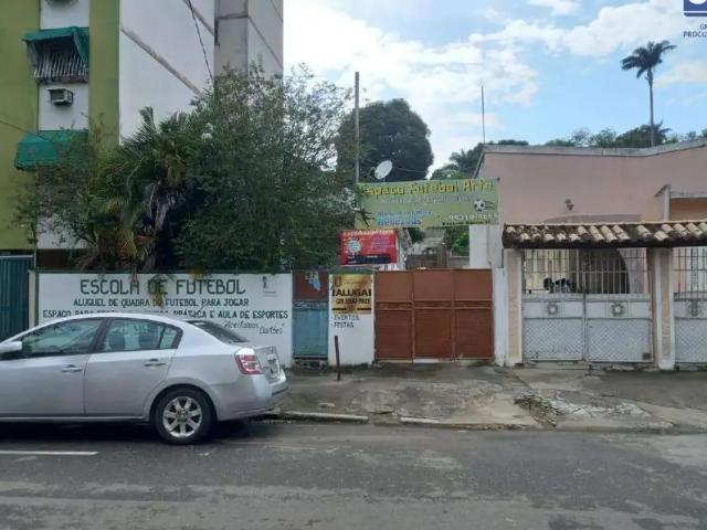 Casa com 3 quartos, 600 m², aluguel por R$ 5.000/mês Fonseca Niterói/RJ