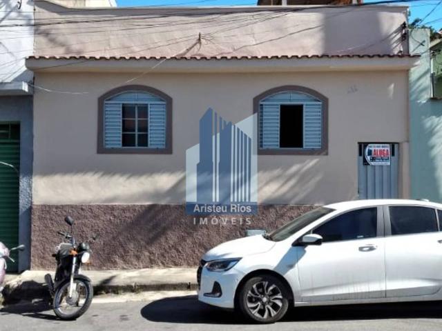 Casa com 3 quartos, 70 m²