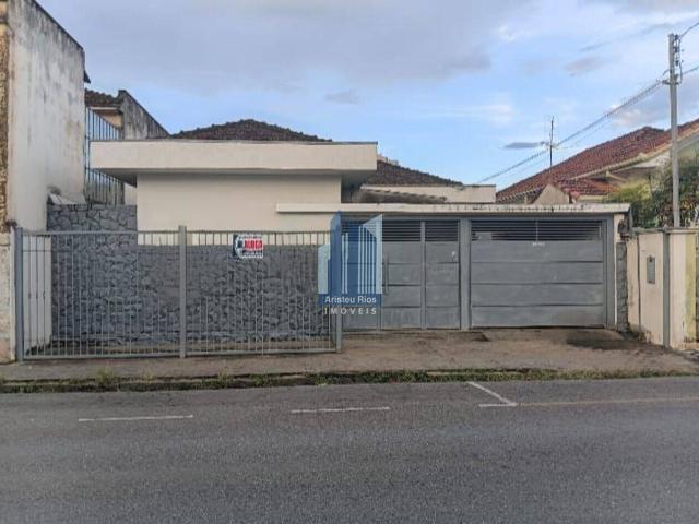 Casa com 3 quartos, 80 m²