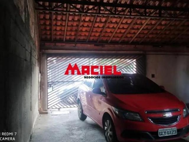 Casa com 3 Quartos c/ Edicula à Venda, 300 m² por R$ 650.000