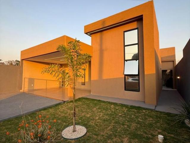 CASA COM 3 QUARTOS COM SUITE E CLOSET NA PONTE ALTA NORTE