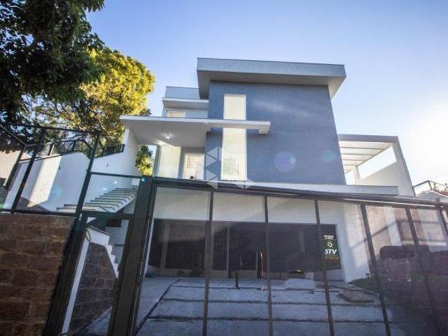 Casa com 3 quartos com 3 vagas na Vila Conceição
