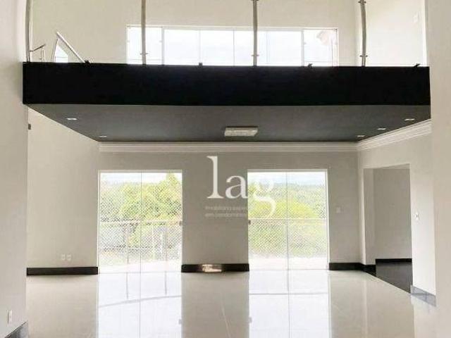 Casa com 3 quartos Condomínio Portal do Sabiá Araçoiaba da Serra/SP