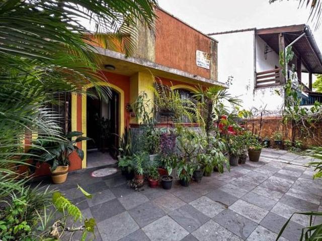 Casa com 3 quartos, Centro Poá