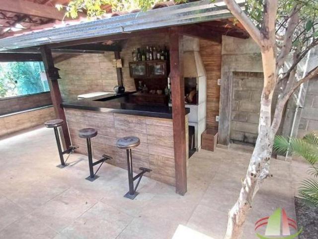 Casa com 3 quartos à venda, 400 m² por R$ 750.000 Novo Progresso Contagem/MG