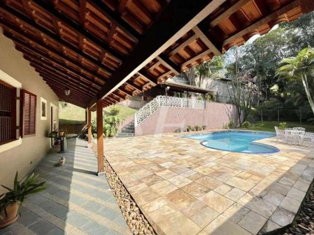 Casa com 3 quartos à venda, 412 m² por R$ 2.500.000 Chácara dos Lagos Cotia/SP