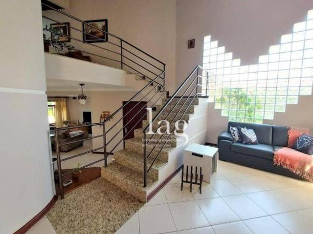 Casa com 3 quartos à venda, 439 m² por R$ 1.900.000 Condomínio Portal do Sabiá Araçoiaba da Serr