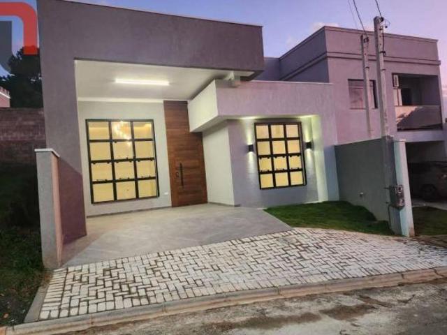 Casa com 3 quartos à venda, 91 m² por R$ 650.000 Centro Contenda/PR