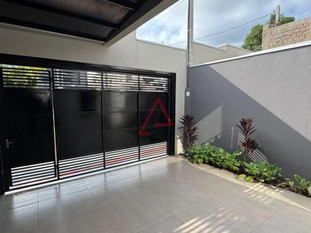 Casa com 3 Quartos à Venda, 94m² por R$530.000,00, Parque Tauá, Londrina PR