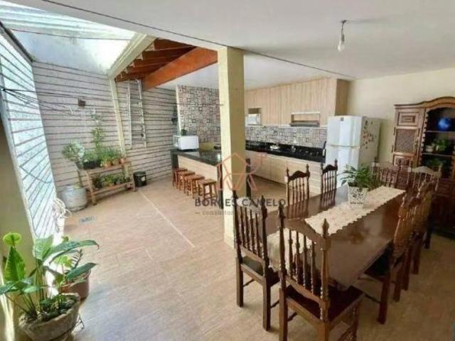 Casa com 3 quartos à venda, 100 m² por R$ 650.000 Santa Amélia Belo Horizonte/MG