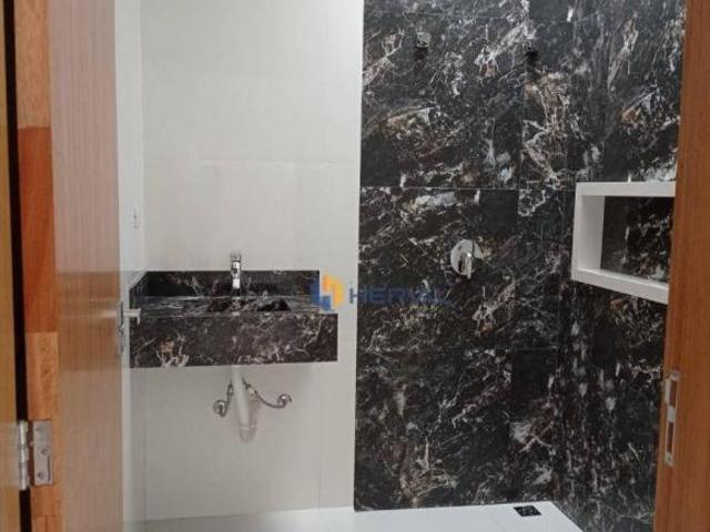 Casa com 3 quartos à venda, 105 m² por R$ 760.000 Jardim Fregadolli Maringá/PR