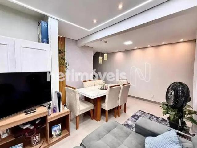Casa com 3 quartos à venda, 107 m²  por R$ 470.000