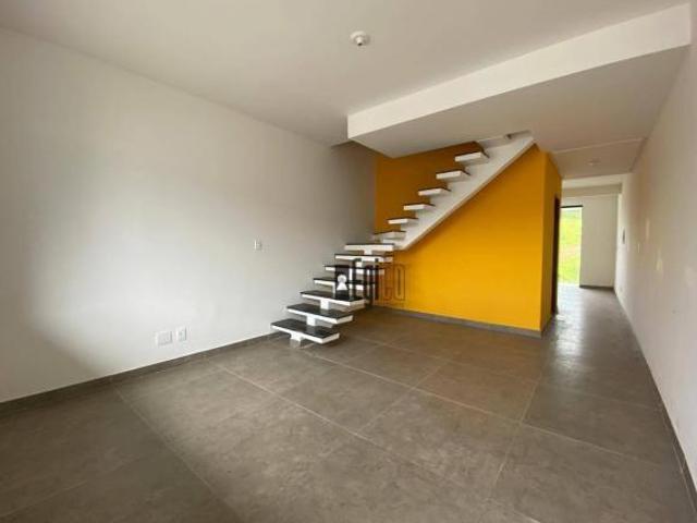 Casa com 3 QUARTOS à venda, 114 m² por R$ 439.000 Fontesville Juiz de Fora/MG