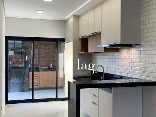 Casa com 3 quartos à venda, 114 m² por R$ 800.000 Condomínio Horto Florestal Villagio Sorocaba/S