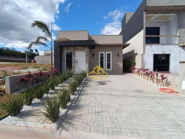 Casa com 3 quartos à venda, 120 m² por R$ 690.000 Lago dos Pássaros Cotia/SP