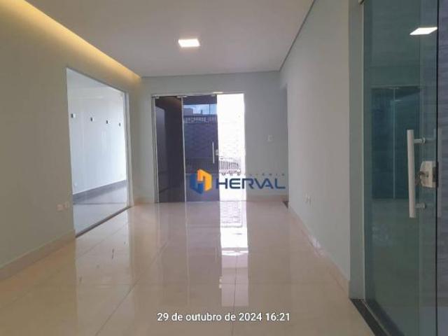 Casa com 3 quartos à venda, 127 m² por R$ 615.000 Jardim Oriental Maringá/PR