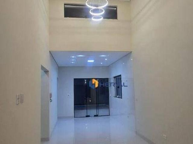 Casa com 3 quartos à venda, 130 m² por R$ 715.000 Jardim Oriental Maringá/PR