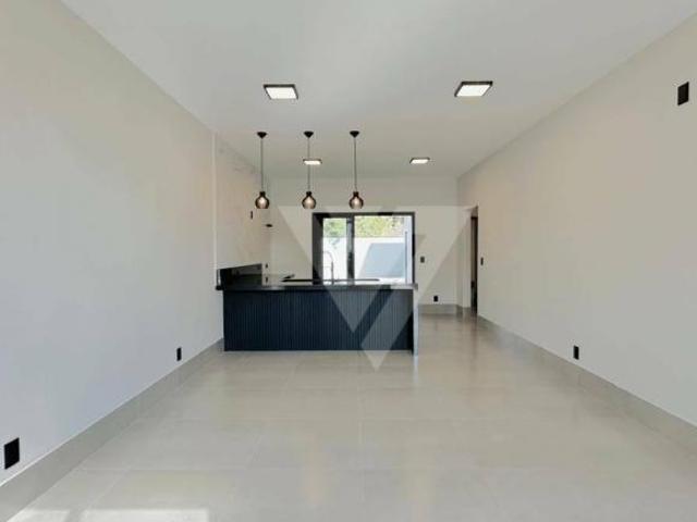 Casa com 3 quartos à venda, 131 m² por R$ 820.000 Condomínio Residencial Cerejeiras Araçoiaba da