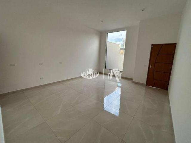 Casa com 3 quartos à venda, 132 m² por R$ 530.000 Coliseu Londrina/PR