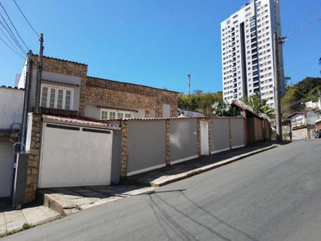 Casa com 3 quartos à venda, 132 m² por R$ 900.000 Bom Pastor Juiz de Fora/MG