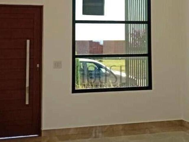 Casa com 3 quartos à venda, 135 m² Condomínio Villagio Wanel Sorocaba/SP