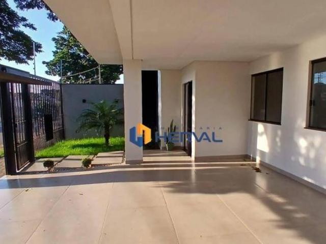 Casa com 3 quartos à venda, 135 m² por R$ 850.000 Jardim Alvorada Maringá/PR