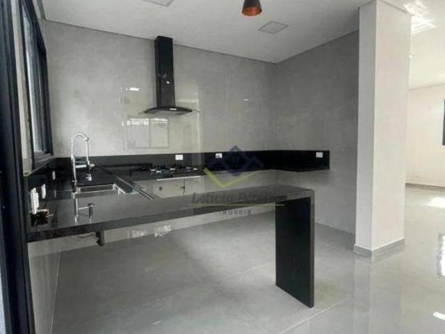 Casa com 3 quartos à venda, 135 m² por R$ 1.290.000 Fazendinha Santana de Parnaíba/SP
