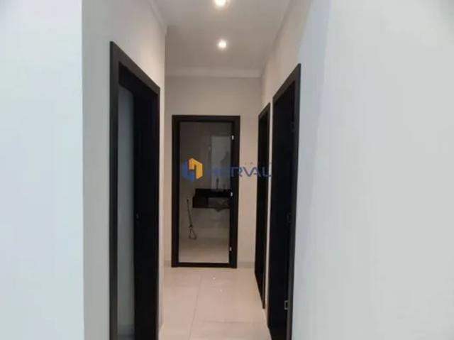 Casa com 3 quartos à venda, 140 m² por R$ 650.000 Jardim Espanha Maringá/PR