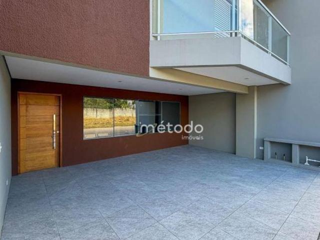 Casa com 3 quartos à venda, 141 m² por R$ 890.000 Bairro Freguesia da Escada Guararema/SP