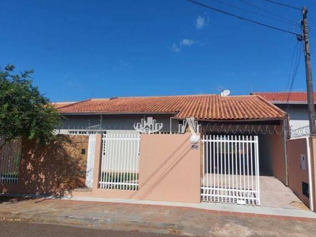 Casa com 3 quartos à venda, 153 m² por R$ 680.000 Lagoa Dourada Londrina/PR