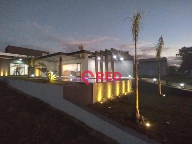 Casa com 3 quartos à venda, 156 m² por R$ 1.100.000 Riviera de Santa Cristina XIII Paranapanema/