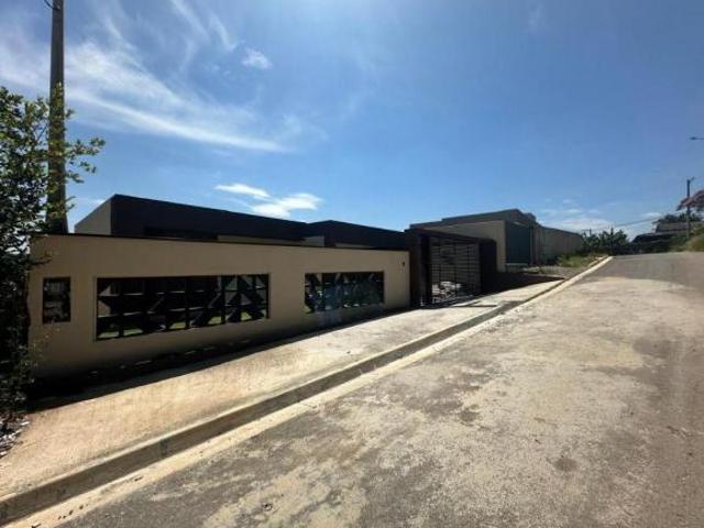 Casa com 3 quartos à venda, 160 m² por R$ 975.000 Usina Atibaia/SP