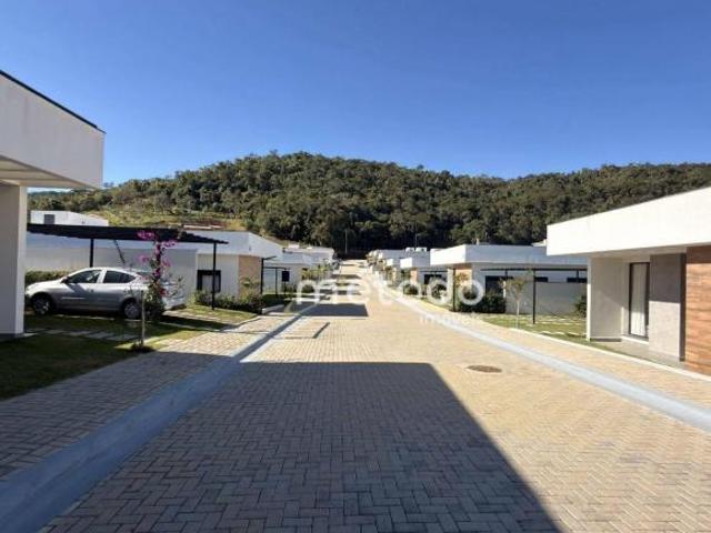 Casa com 3 quartos à venda, 168 m² por R$ 1.640.000 Condomínio Residencial Carpe Diem Guararema/