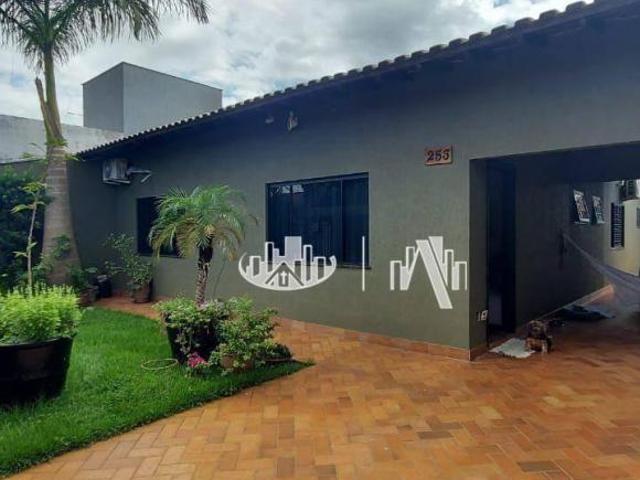 Casa com 3 quartos à venda, 173 m² por R$ 750.000 Monte Belo Londrina/PR