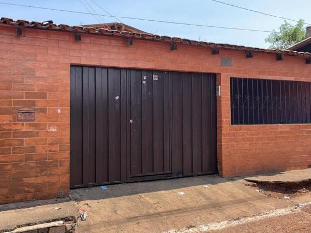 Casa com 3 Quartos à venda, 173m² Parque Estrela Dalva VI