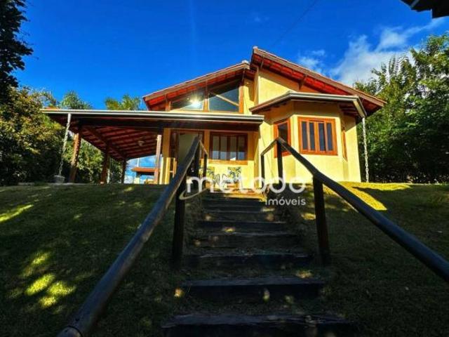 Casa com 3 quartos à venda, 174 m² por R$ 996.000 Condomínio Residencial Granja Virginia Guarare