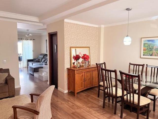 Casa com 3 Quartos à Venda, 175m² por R$730.000,00, Jardim Tókio, Londrina PR