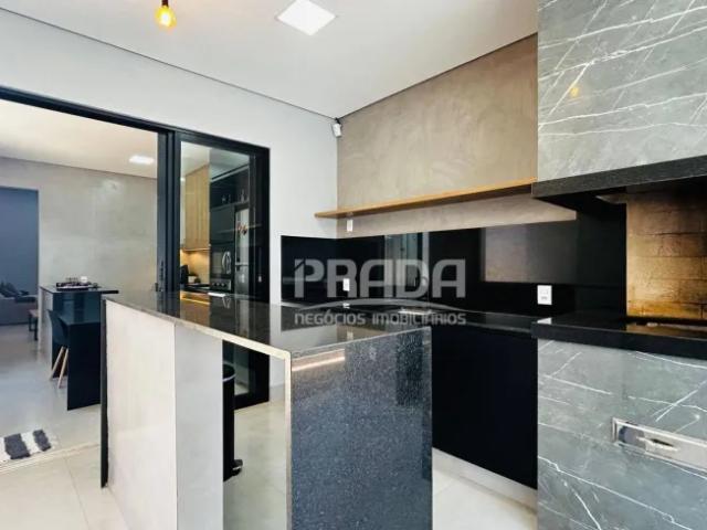 Casa com 3 quartos à venda, 180 m² Pampulha Uberlândia/MG