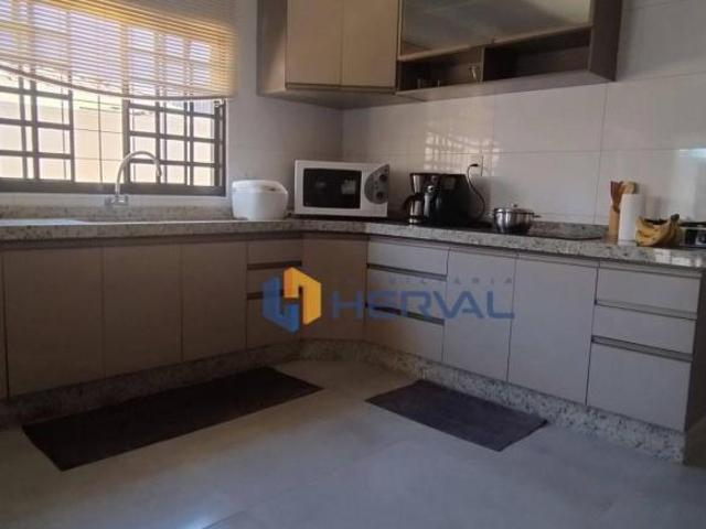 Casa com 3 quartos à venda, 180 m² por R$ 780.000 Jardim Liberdade Maringá/PR