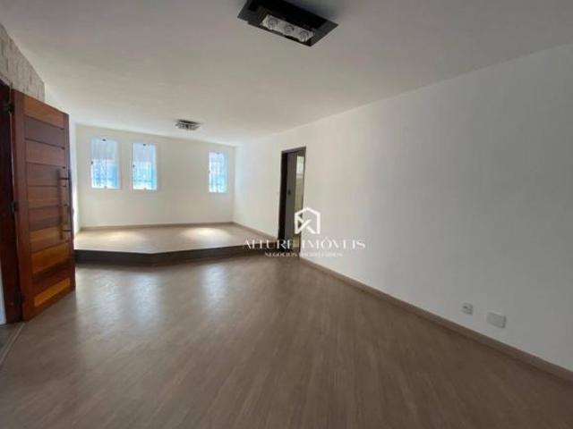 Casa com 3 quartos à venda, 180 m² por R$ 950.000 Jardim Satélite São José dos Campos/SP